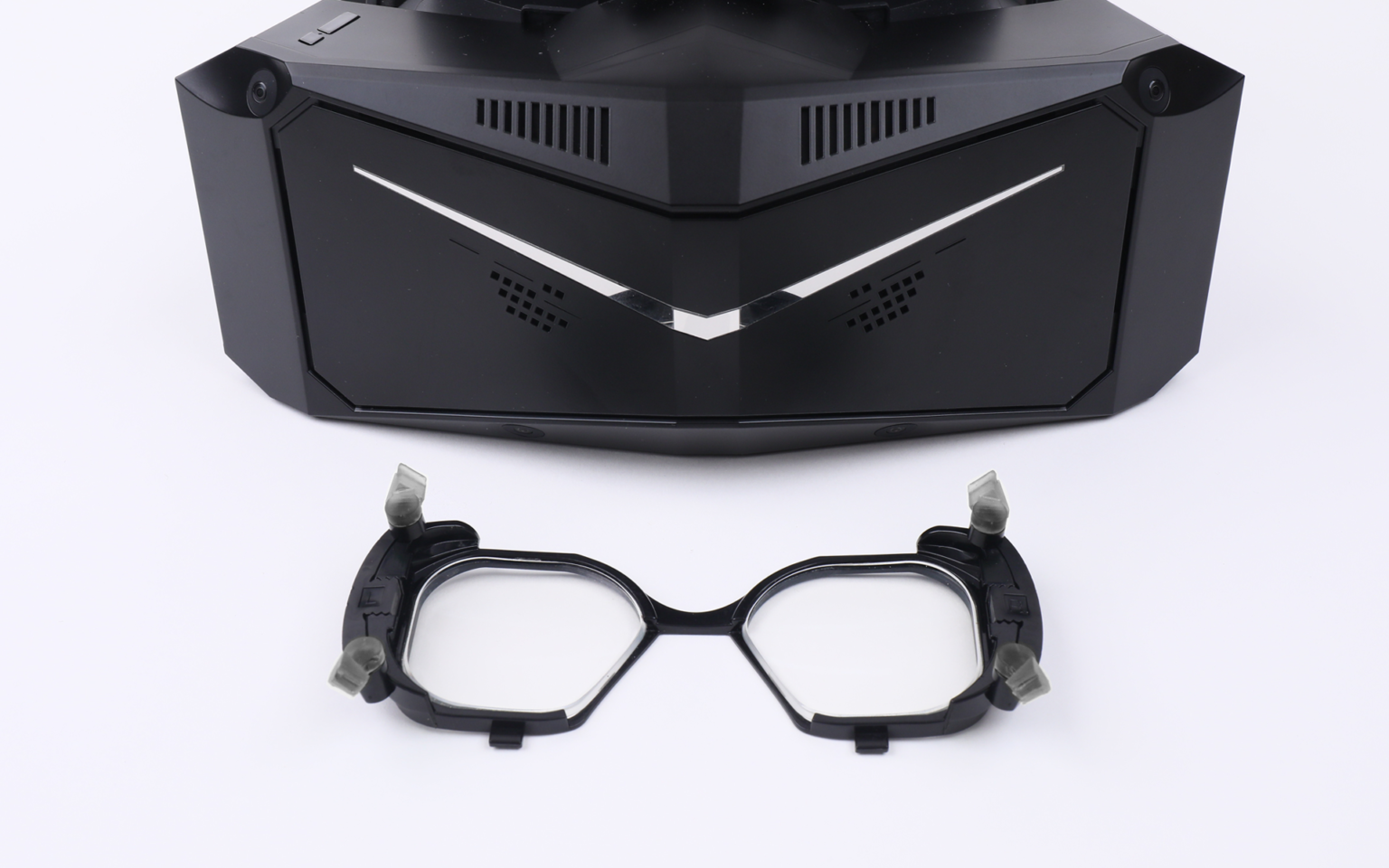 株式会社diVRseとPimax株式会社が提携、VR専用メガネフレーム「VRsatile/ヴァーサタイル」がPimax Crystal/Crystal Lightに正式対応 | 株式会社 ...